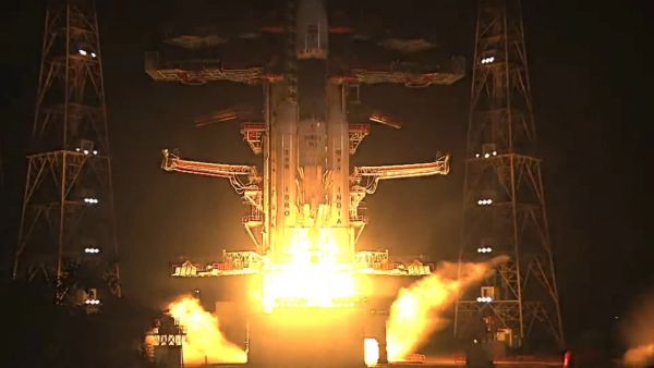 OneWeb resumes launches with first commercial GSLV Mk.III