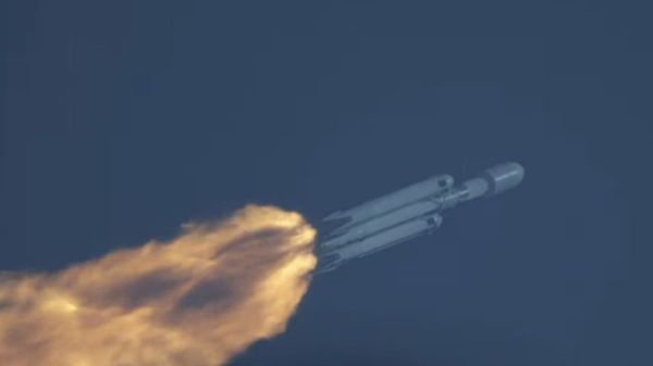 SpaceX's Falcon Heavy, world's most powerful rocket, launches US ...